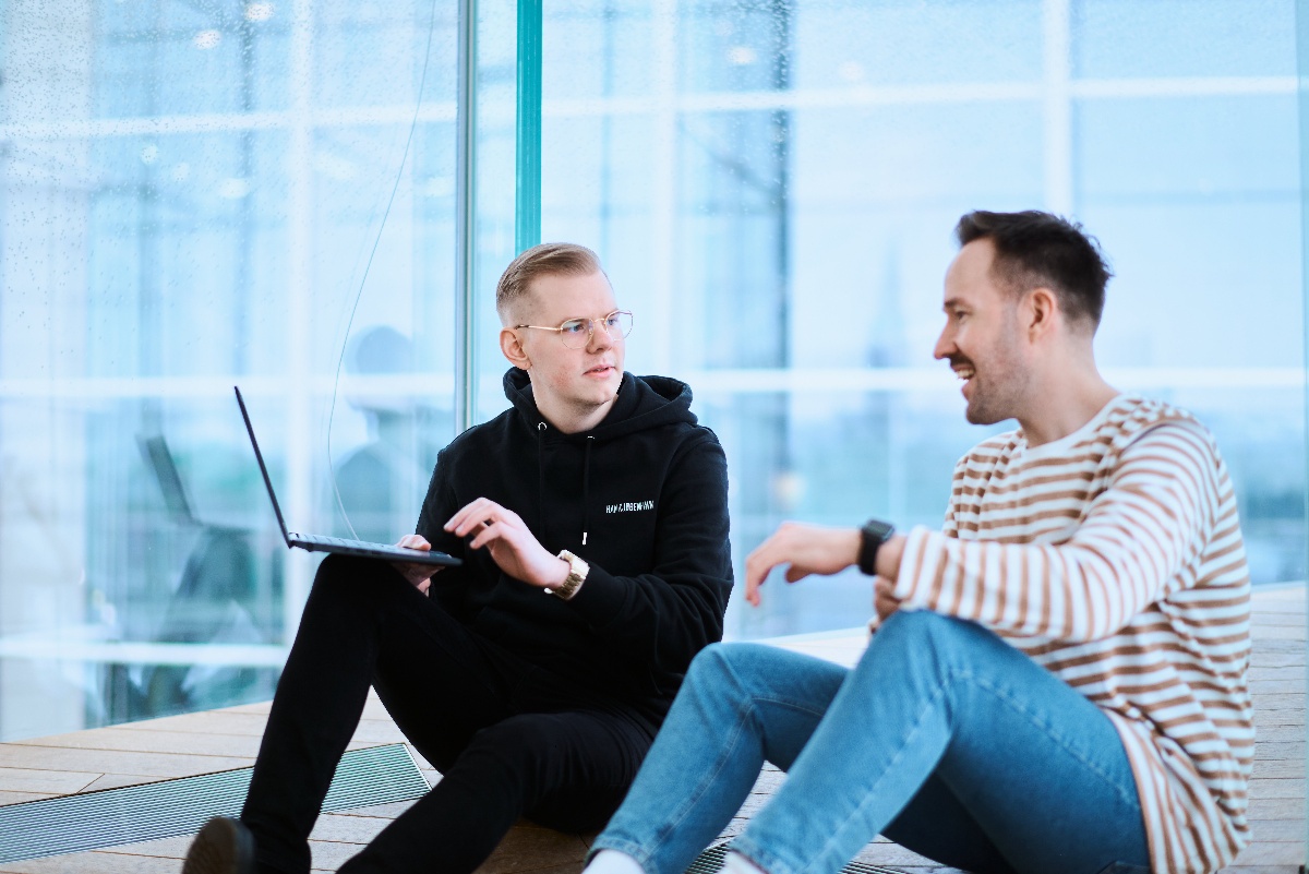 Mitä PK-yrityksen pitää tietää kestävyys­raportointi­direktiivistä (CSRD)?